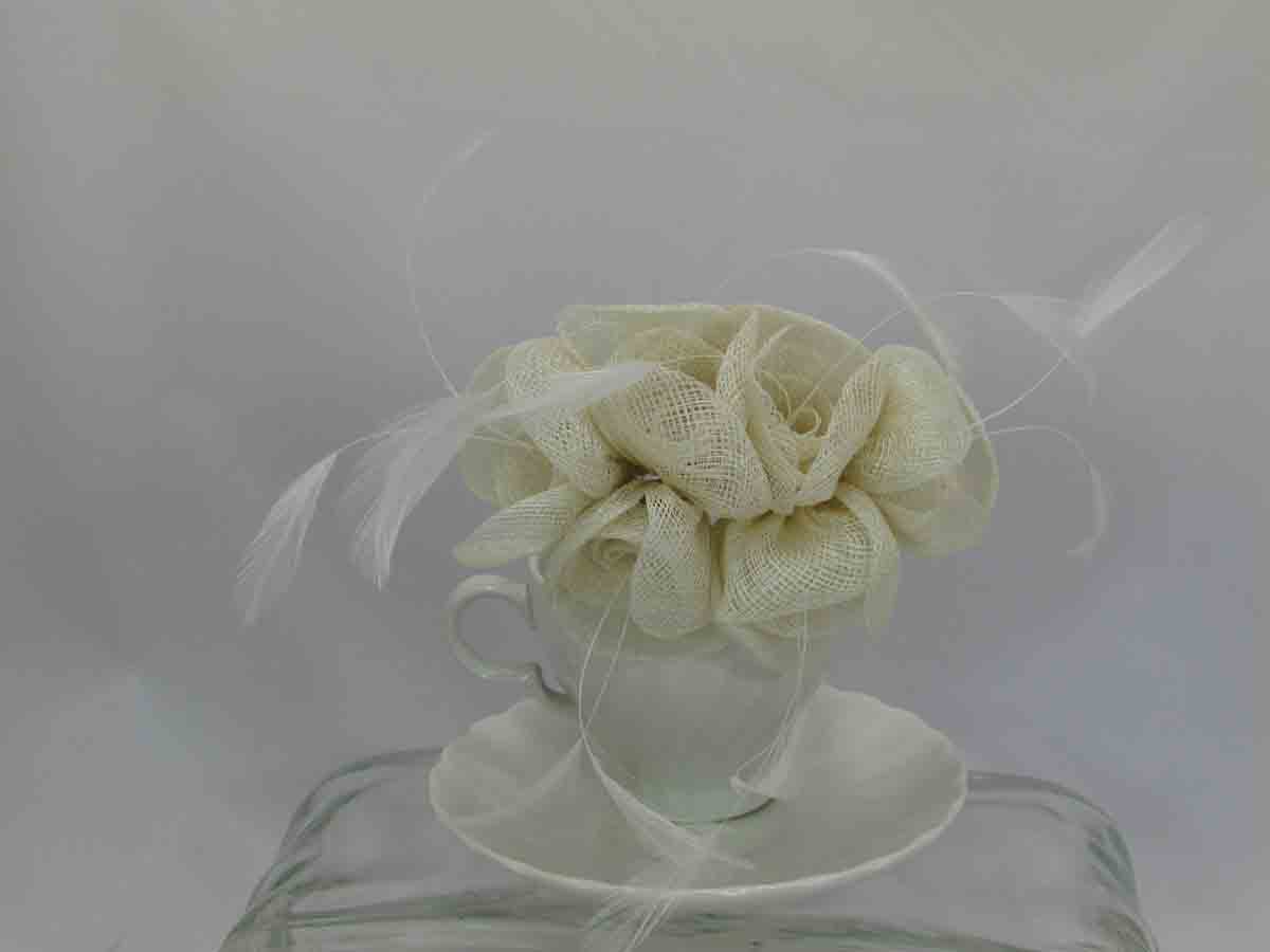 Ivory Fascinators | Ivory Hatinators | Love Fascinators
