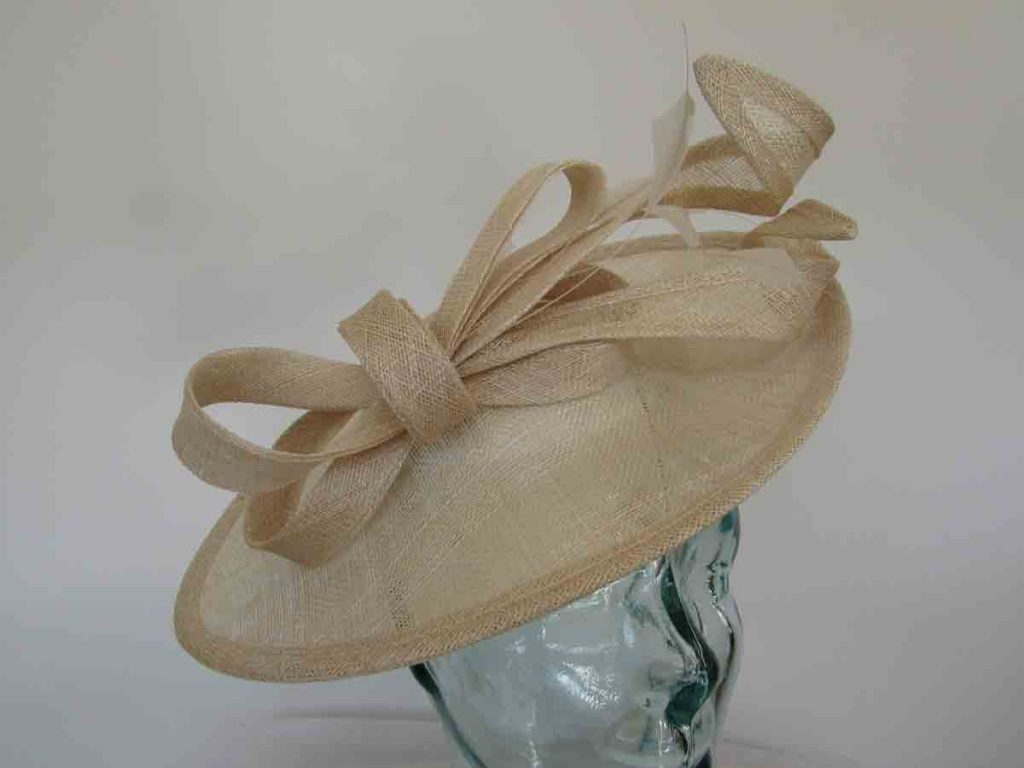 Gold Fascinators | Gold Hatinators | Love Fascinators