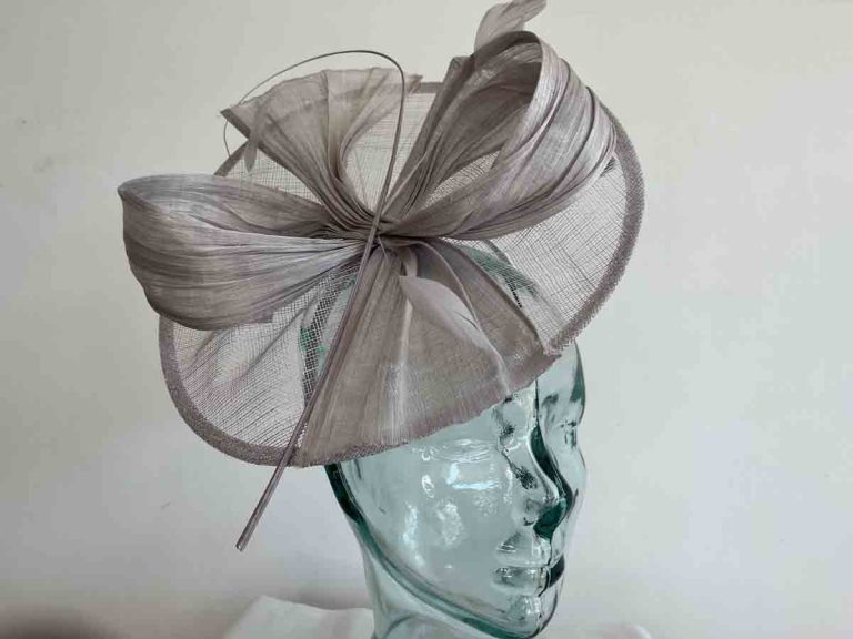 Fascinators for weddings | Fascinators for the races | Hatinators for ...